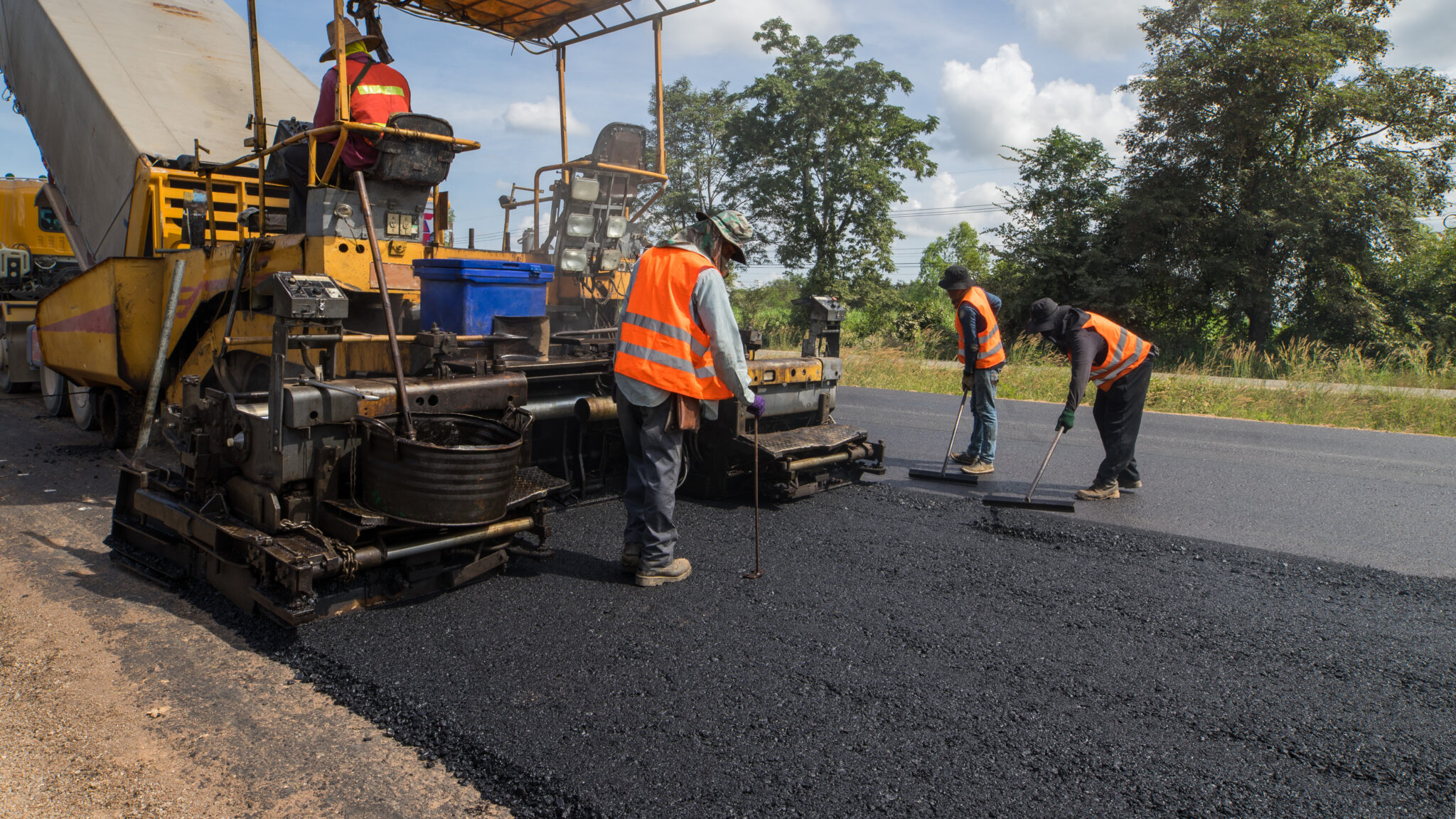 Asphalt Milling vs. Full Repaving costs in 2025?